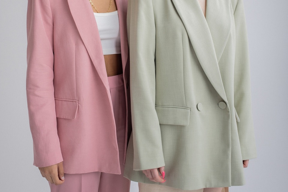 Porter de l’oversized : conseils pour toutes les morphologies - La ...